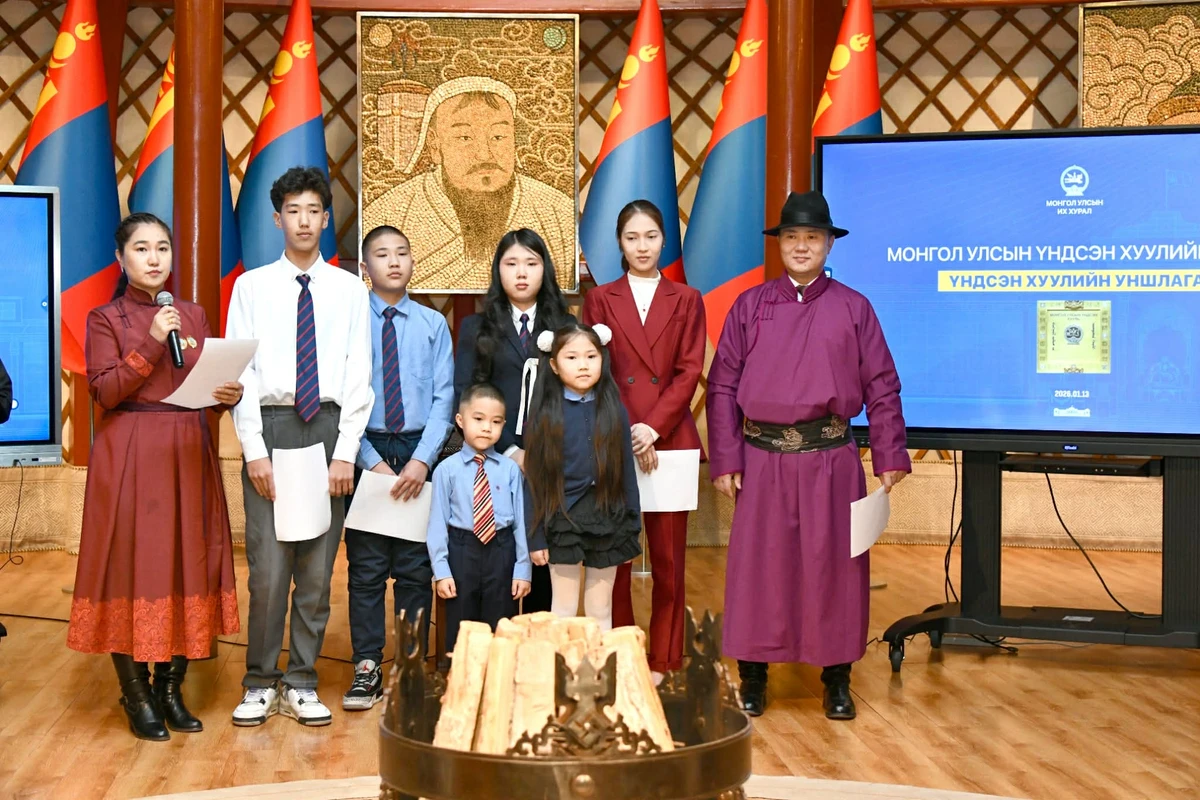 Youtuber Б.Түшиг: Хүн гадуурхаж болохгүй, өөрөө ч гадуурхагдаж болохгүй ...