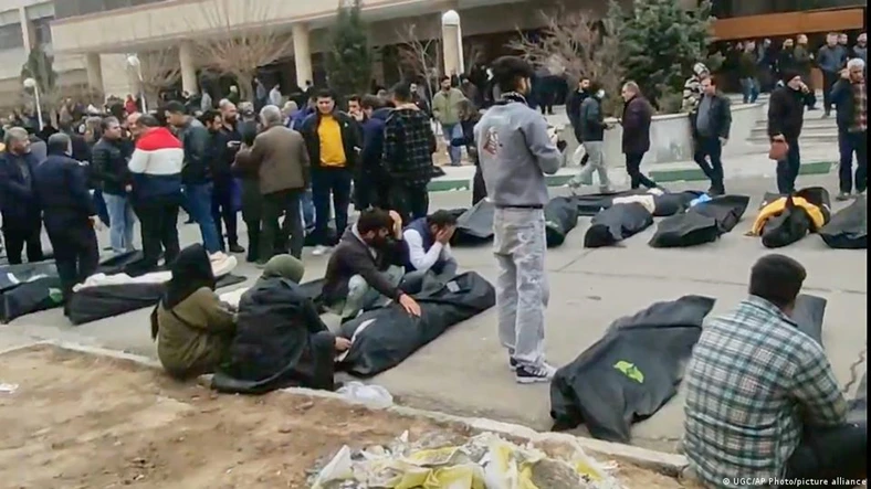 Ираны Гадаад хэргийн сайд: “Хүмүүсийг дүүжлэх төлөвлөгөө байхгүй” | Mono.mn